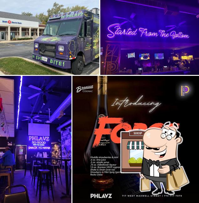 Phlavz Bar & Grille, Chicago - Restaurant menu, prices and reviews