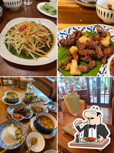 ชบา ชไบ คาเฟ่ (Chaba Chabai Cafe), Lat Sawai - Restaurant menu and reviews