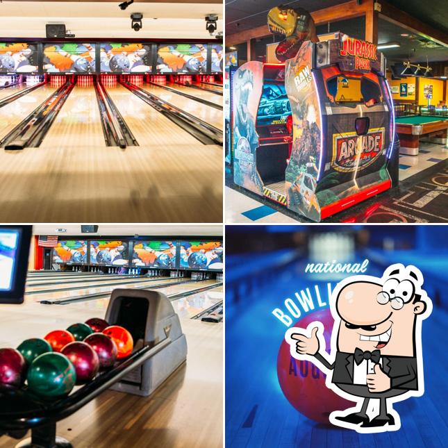Gage Bowl in Huntington Park - Restaurant reviews