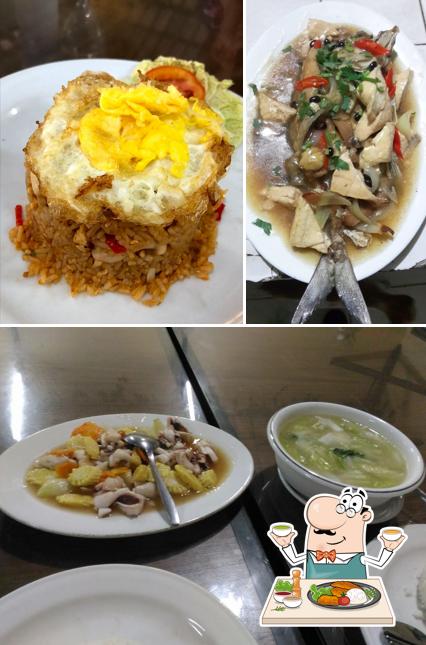 Queen Restoran restaurant, Pelabuhanratu - Restaurant reviews
