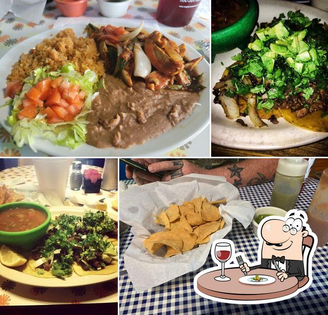 Pica Taco in McQueeney - Restaurant menu and reviews