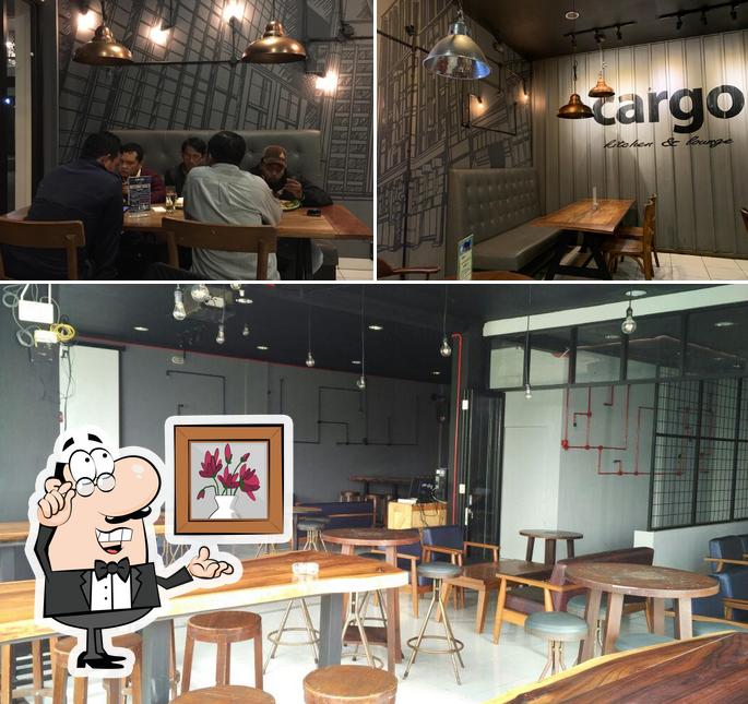 Cargo kitchen & lounge restaurant, Garut, Jl. Cimanuk No.338 ...