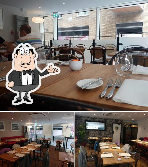 Tom Simmons - Tower Bridge, London - Restaurant menu, prices and reviews