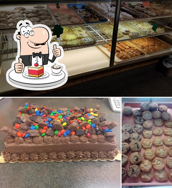 Bonnie Lynn Bakery & Restaurant, Cincinnati - Restaurant menu, prices ...