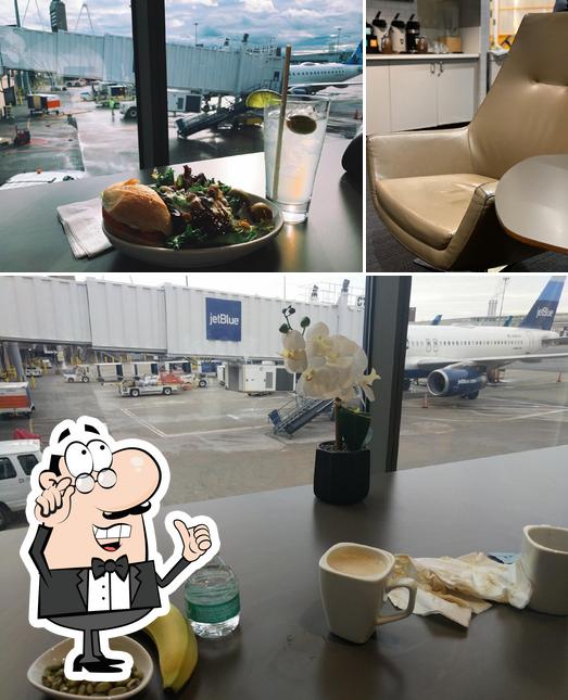 The Lounge, Terminal C in Boston - Restaurant reviews