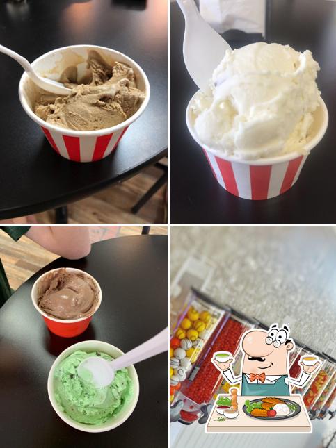 Coaches Old Fashion Ice Cream Parlor Newbury Park in Thousand Oaks ...