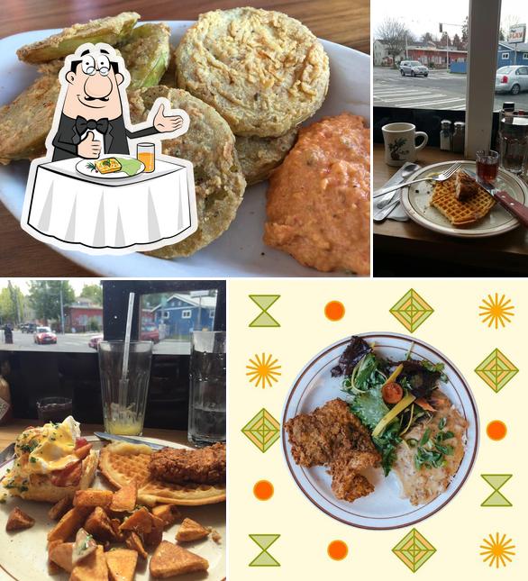 Fat's Chicken and Waffles in Seattle - Restaurant menu and reviews