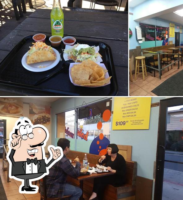 Holé Molé, Long Beach - Restaurant menu, prices and reviews