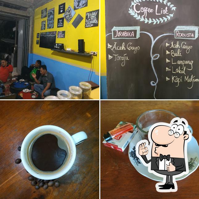 Café Aroma Kopi, Muara Burnai II - Opiniones del restaurante
