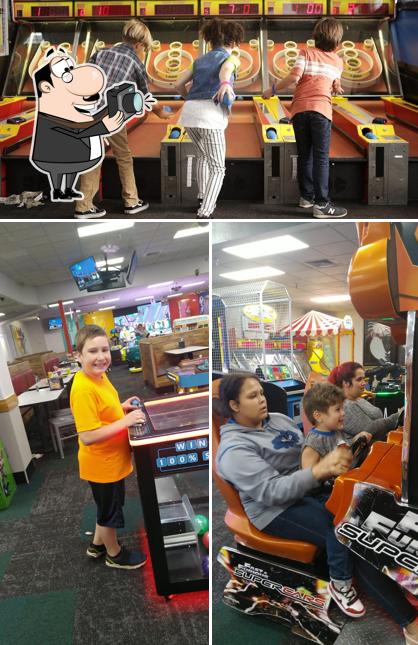 Chuck E. Cheese in Springfield - Restaurant menu and reviews