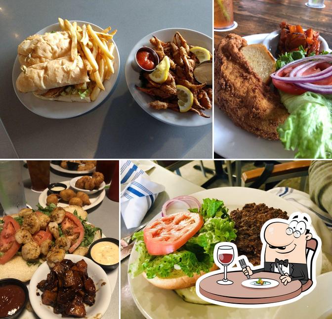 Fisher's Dockside at Orange Beach Marina, Orange Beach - Restaurant ...