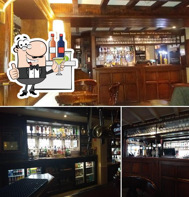 Tatton Arms, Moss Nook, Trenchard Dr in Manchester - Restaurant reviews