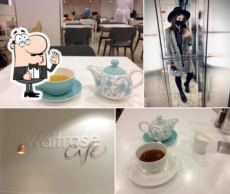 Waite & Rose Café, 16-19 Canada Square in London - Restaurant reviews