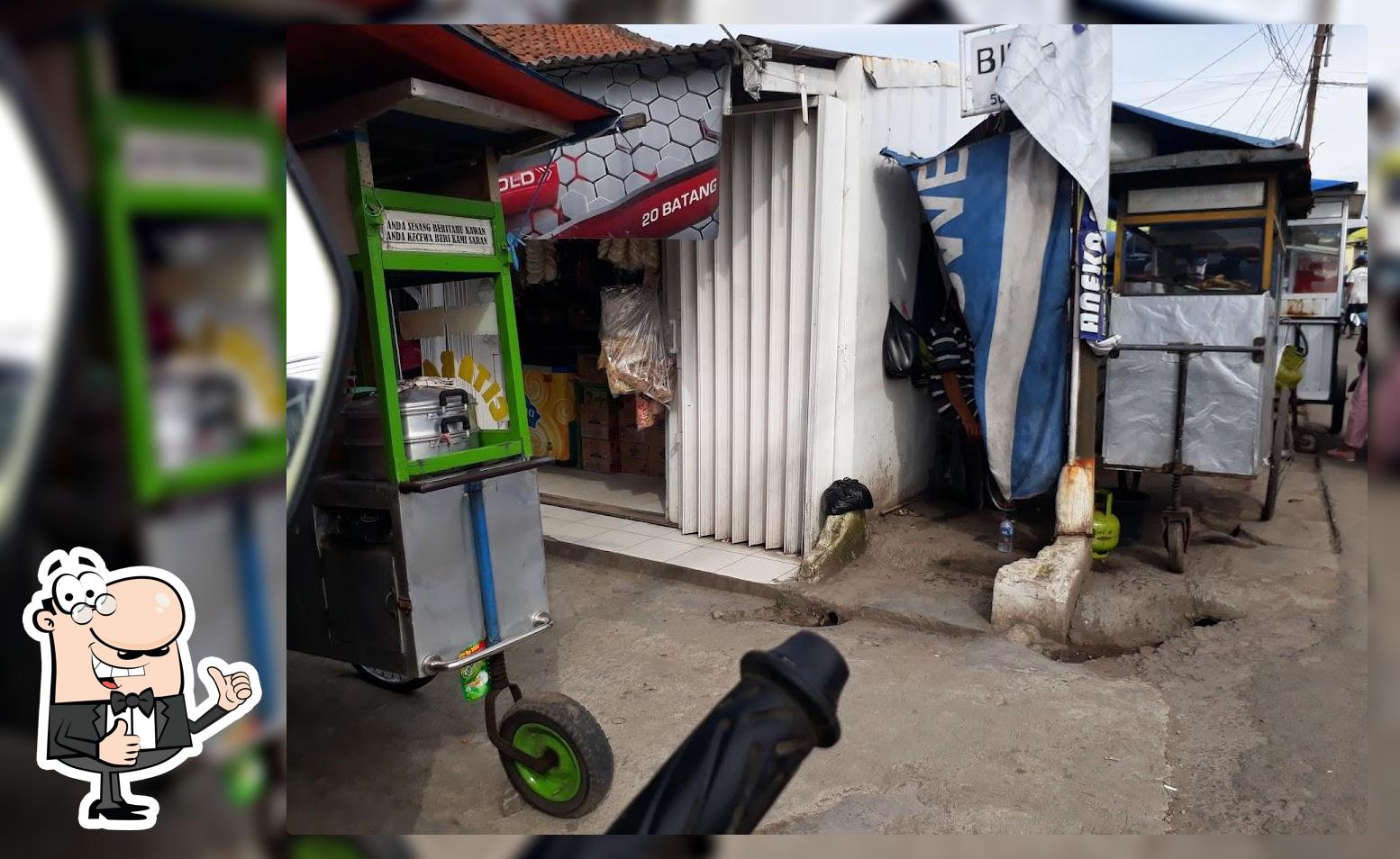 Baso Tahu Siomay mang Cuplis IKIP Siliwangi Bandung restaurant, Cimahi ...