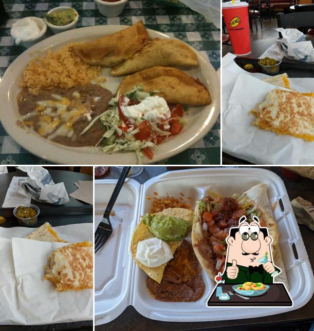 Taco Bueno, 1305 S SE Loop 323 in Tyler - Restaurant menu and reviews