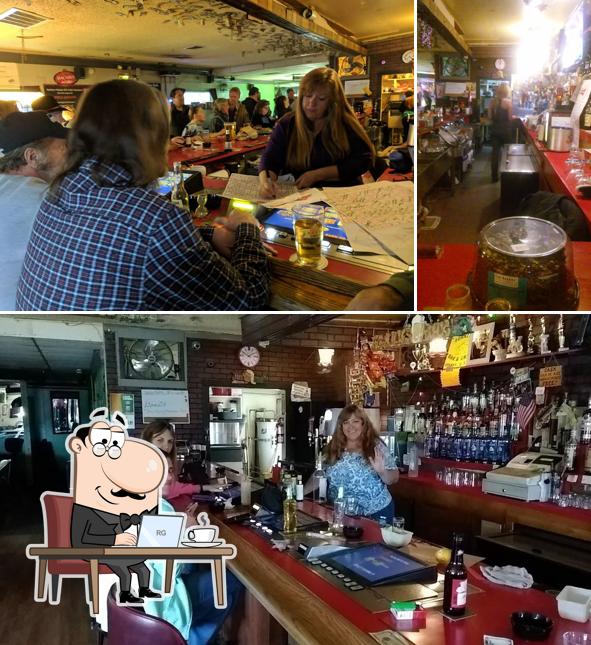 Kelly's Sun Valley Bar in Sun Valley - Restaurant reviews