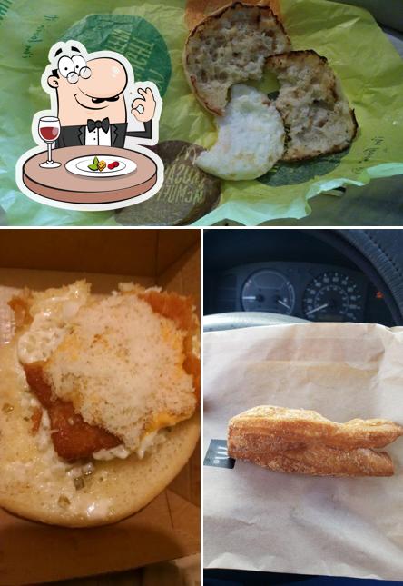 McDonald's, 1000 E 4th St in Long Beach - Restaurant menu and reviews