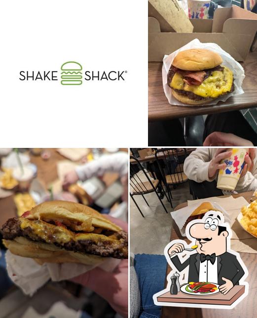 Shake Shack Tuscan Village, Salem - Restaurant menu, prices and reviews