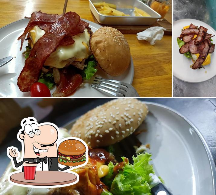 Uncle Man food & drink restaurant, Bang Khru - Restaurant reviews