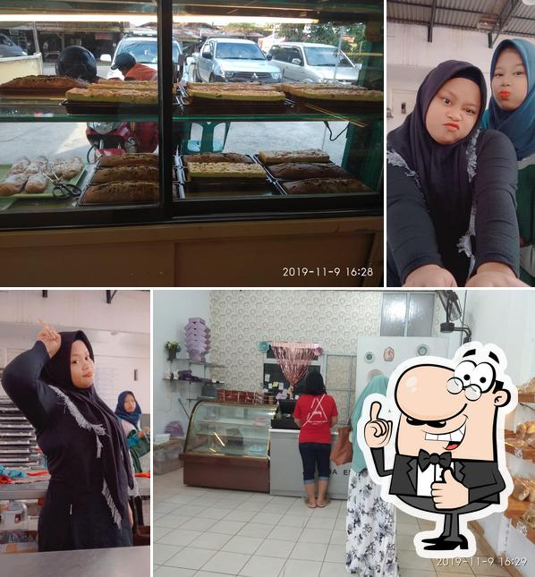 win win cake & bakery, Pekanbaru, Jl. Dharma Bakti - Restaurant reviews