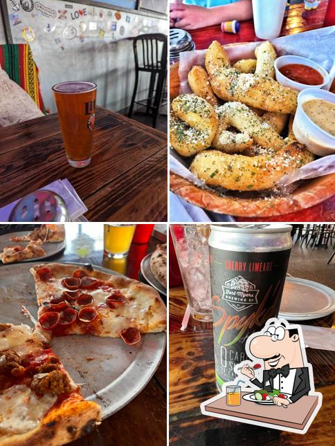 LowBrow Pizza & Beer in Naples - Restaurant menu and reviews