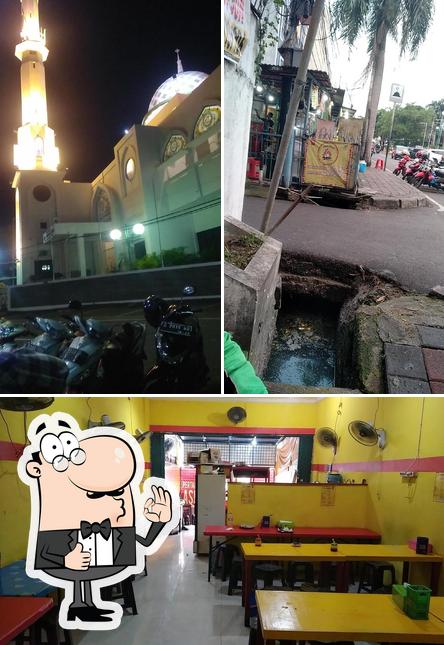 Ayam Gepuk Pak Gembus "Cabang Dr. Muwardi" restaurant, West Jakarta, Jl ...