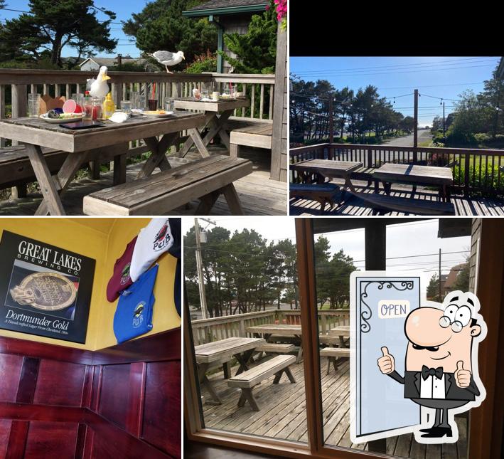 Warren House Pub in Cannon Beach - Restaurant menu and reviews