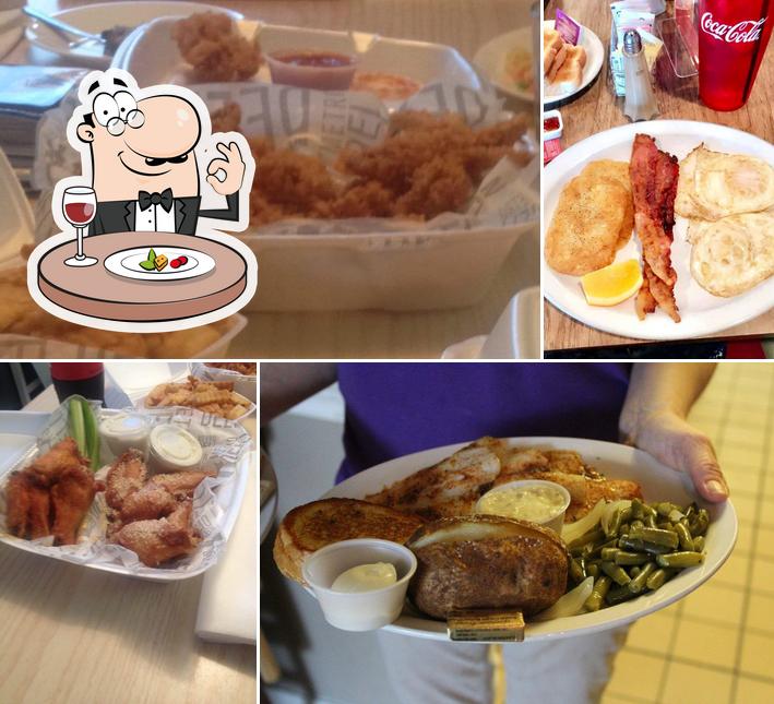Shoreline Cafe, 201 77th Ave N in Myrtle Beach - Restaurant menu and ...