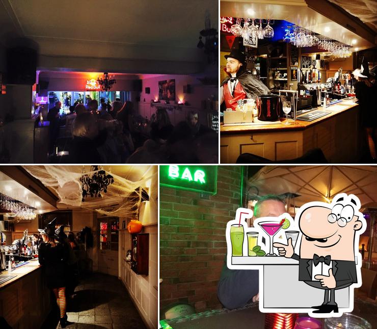 Rogues Bar in Guildford - Restaurant menu and reviews