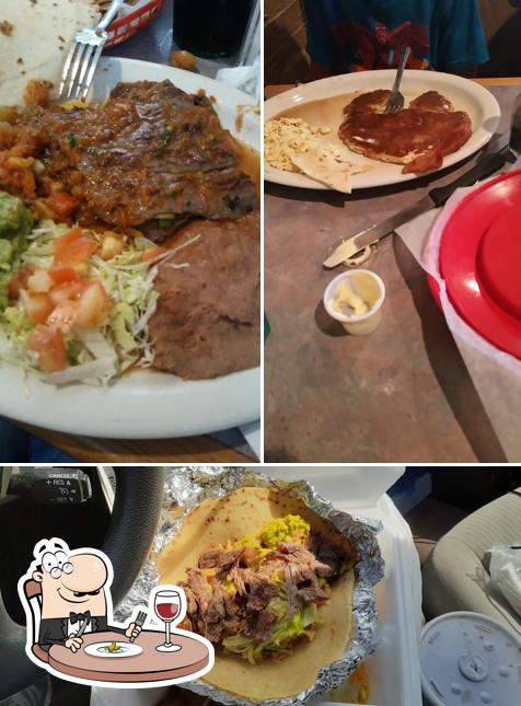 Taqueria El Rodeo II, Victoria - Restaurant menu, prices and reviews