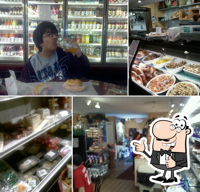 Frigo Foods in East Longmeadow - Restaurant menu and reviews