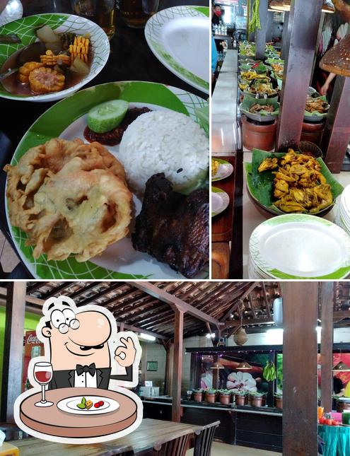 Ampera restaurant, Bogor, Jl. Nasional 11 No.431 - Restaurant reviews