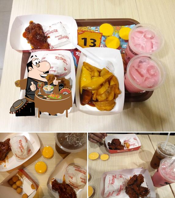 Richeese Factory Nagoya Batam, Batam - Restaurant menu, prices and reviews