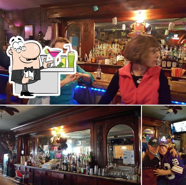 Corner Bar & Cafe in Camp Crook - Restaurant reviews