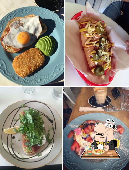 Paper Plane Factory Cafe in Girraween - Restaurant menu and reviews