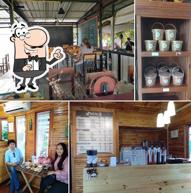 Hut Tree coffee cafe, Bangkok - Restaurant reviews