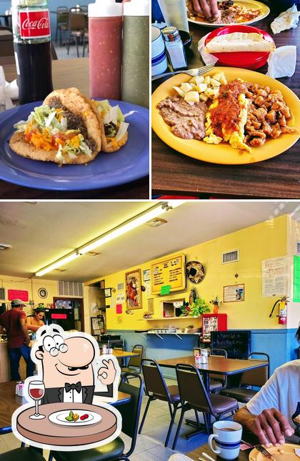 Charritos Restaurant in San Antonio - Restaurant reviews