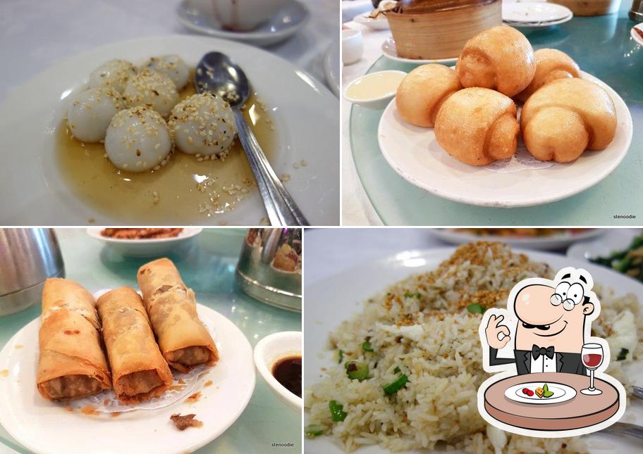 Omei Restaurant 峨嵋魚翅海鮮酒家 in Richmond Hill - Restaurant reviews