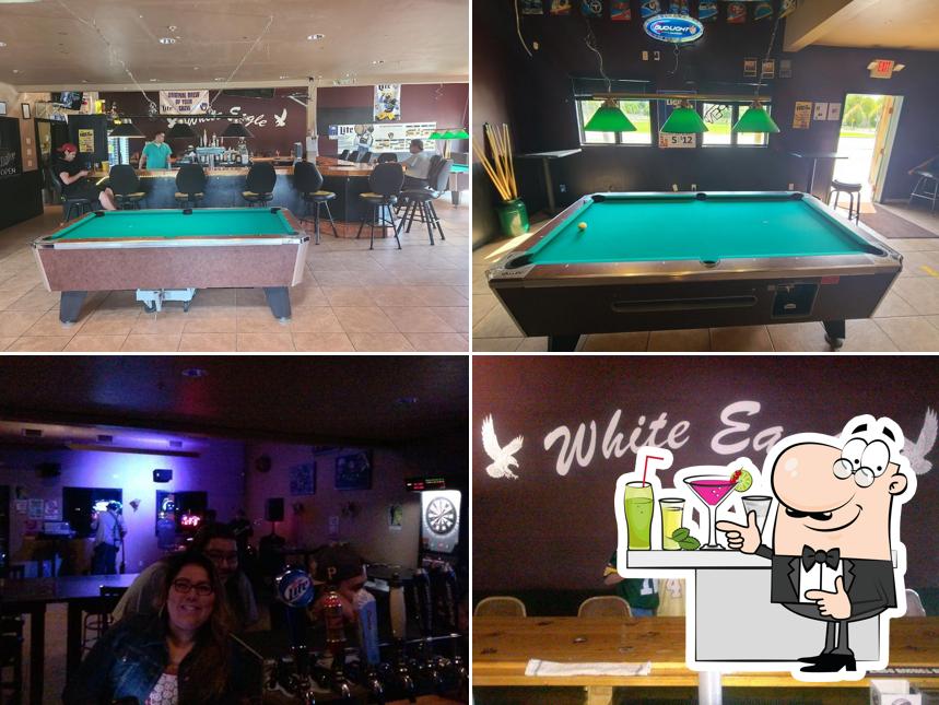 White Eagles Sports Bar & Grille in Oneida - Restaurant reviews