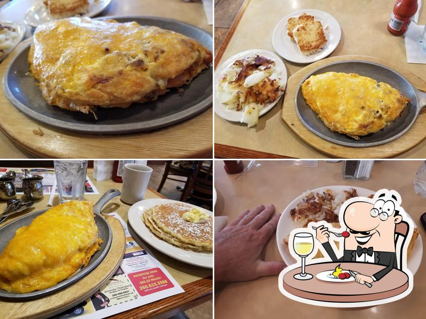 Cosmos Restaurant, Fort Wayne - Restaurant menu, prices and reviews