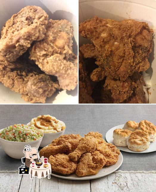 KFC, 501 Main St in Waltham - Restaurant menu and reviews