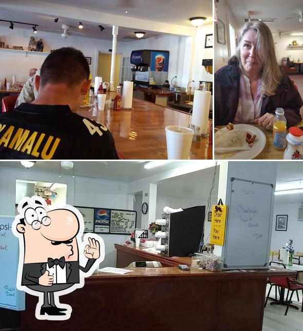 Hubert Grill & Deli, Hubert - Restaurant menu, prices and reviews