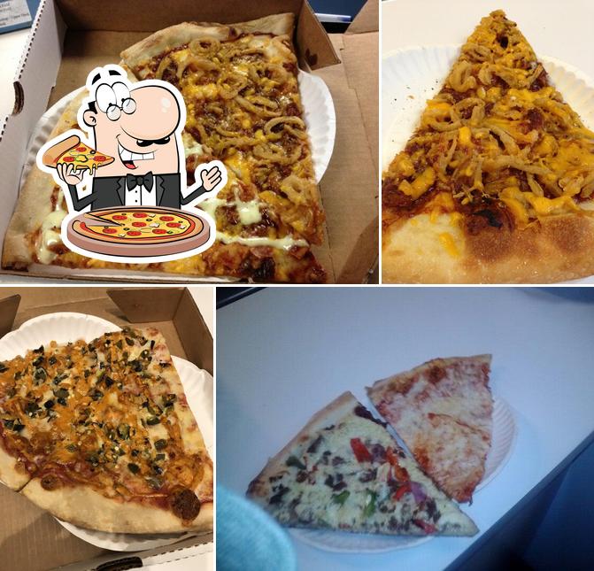 Big G's Pizza, 3716 N Clark St in Chicago - Restaurant menu and reviews