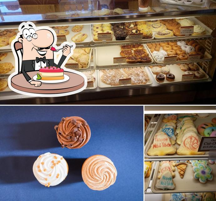 Manderfield's Home Bakery Menasha, Menasha - Restaurant menu, prices ...