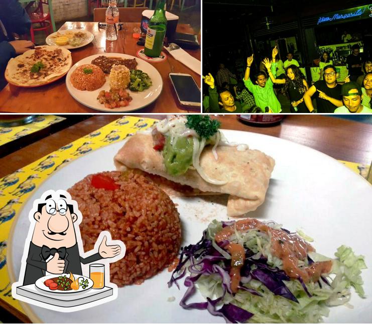 Perky Pedro Comidas Y Bebidas Bandung Menú Del Restaurante Precios