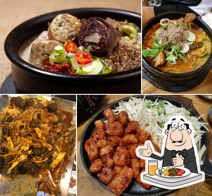 Jin Sun Dae restaurant, Ho Chi Minh City, 17 Thai Van Lung