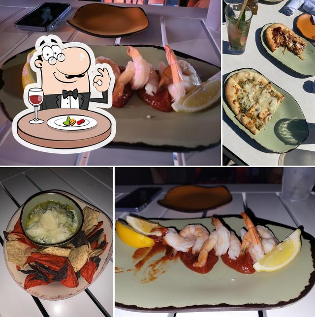 Pier 6 Rooftop in Pompano Beach - Restaurant menu and reviews