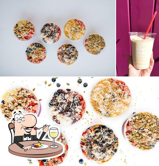 Earth Bowl Superfoods in Irvine - Restaurant menu and reviews