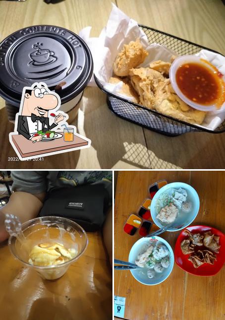 MOJAKO CAFE - MERR, Surabaya - Restaurant menu, prices and reviews