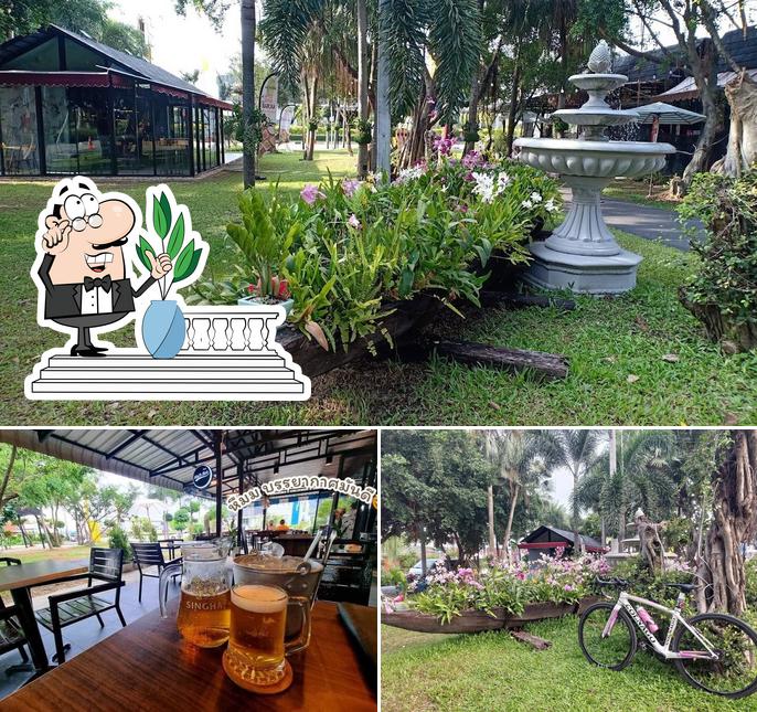 ยินดีเพลส กรุงเทพกรีฑาตัดใหม่ Yindee Place, Bangkok - Menú del ...